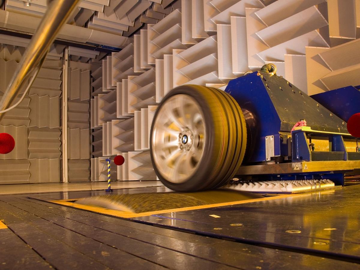 Rotating Your Tyres - What Are The Benefits? | Dunlop Tyres